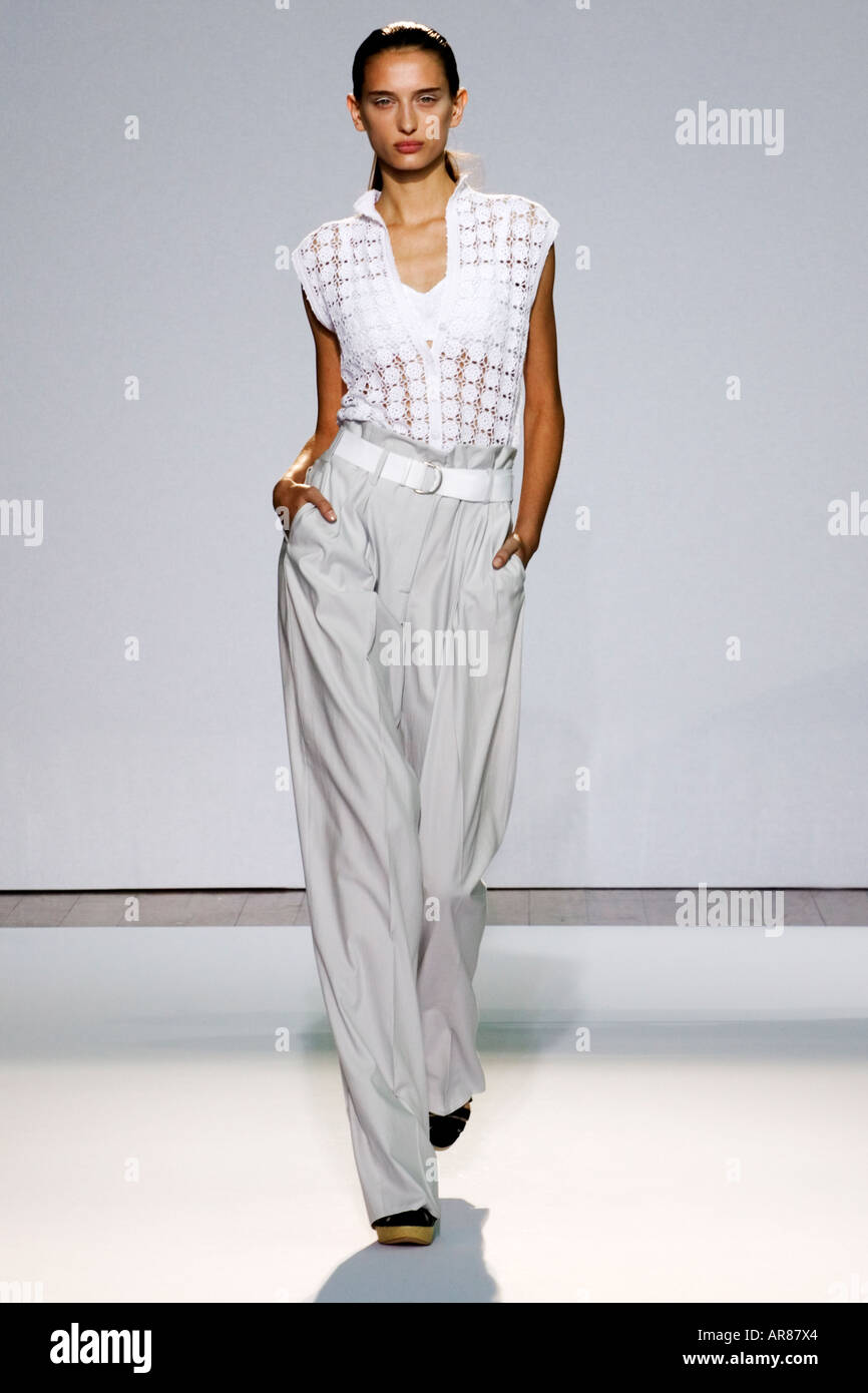 Nicole farhi show hi-res stock photography and images - Alamy