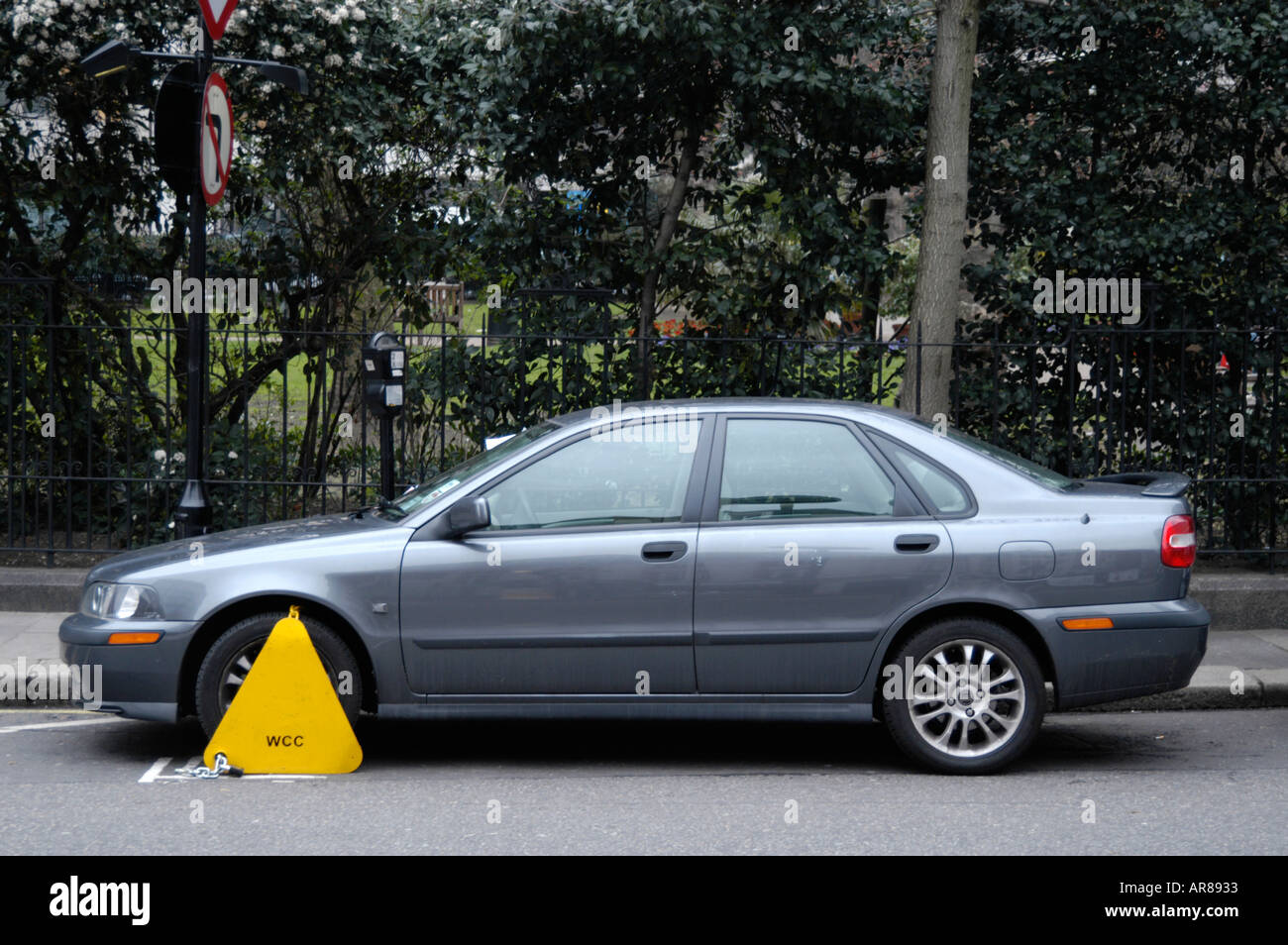 Car clamp uk hi-res stock photography and images - Alamy