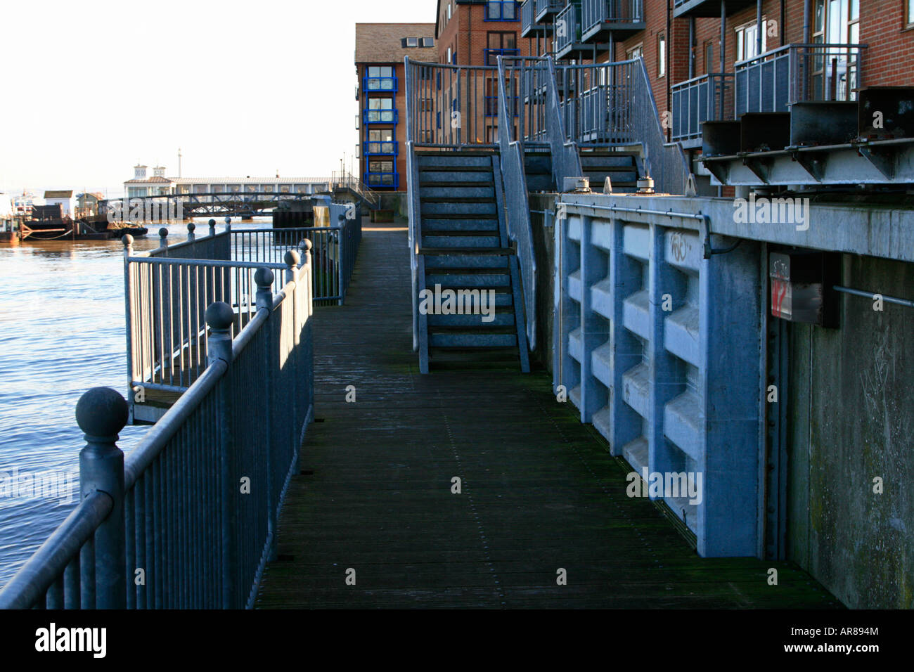 river thames steel flood defence gate gravesend kent england Stock ...