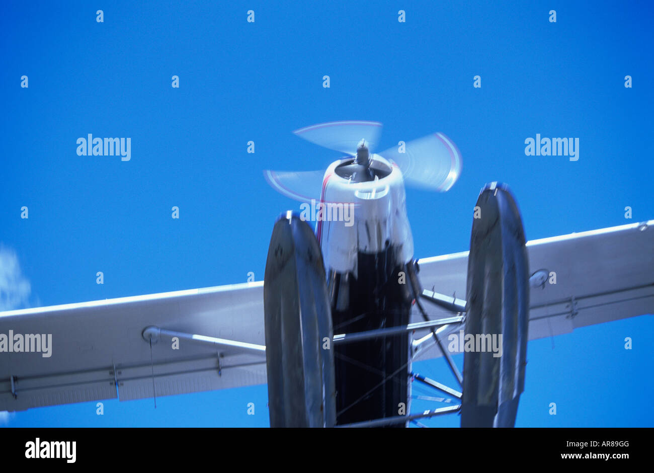 Bush plane hi-res stock photography and images - Alamy