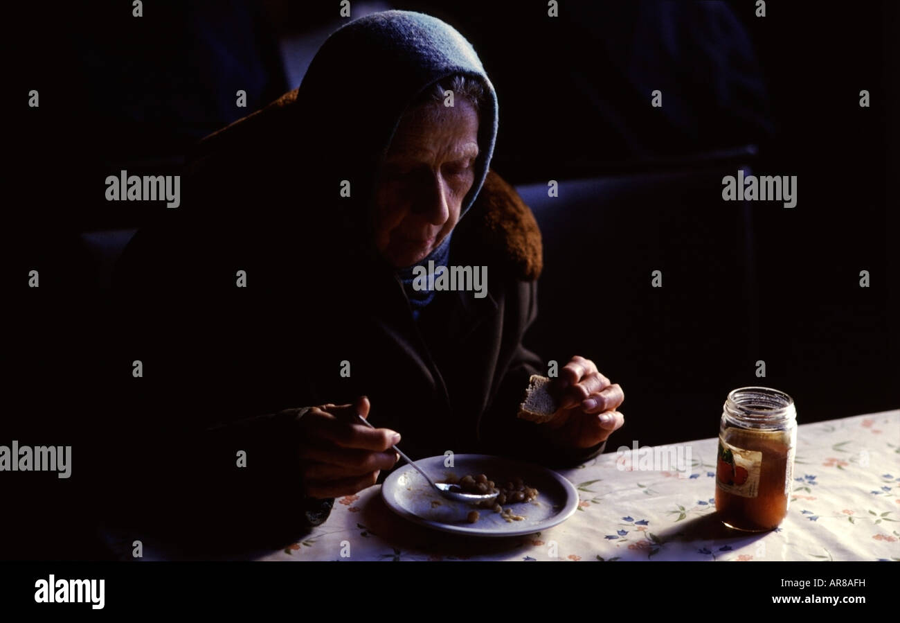 Moscow poverty hi-res stock photography and images - Alamy