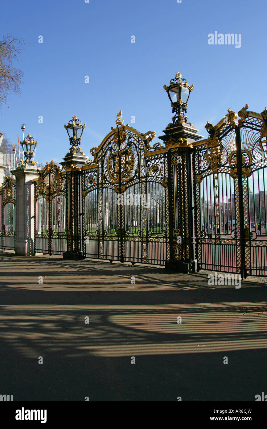 Ornamental gold wrought iron gates hi-res stock photography and images ...