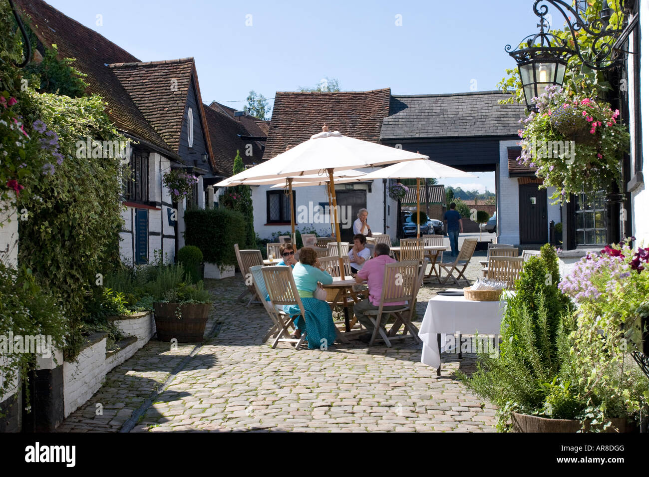 The kings arms pub, amersham hi-res stock photography and images - Alamy