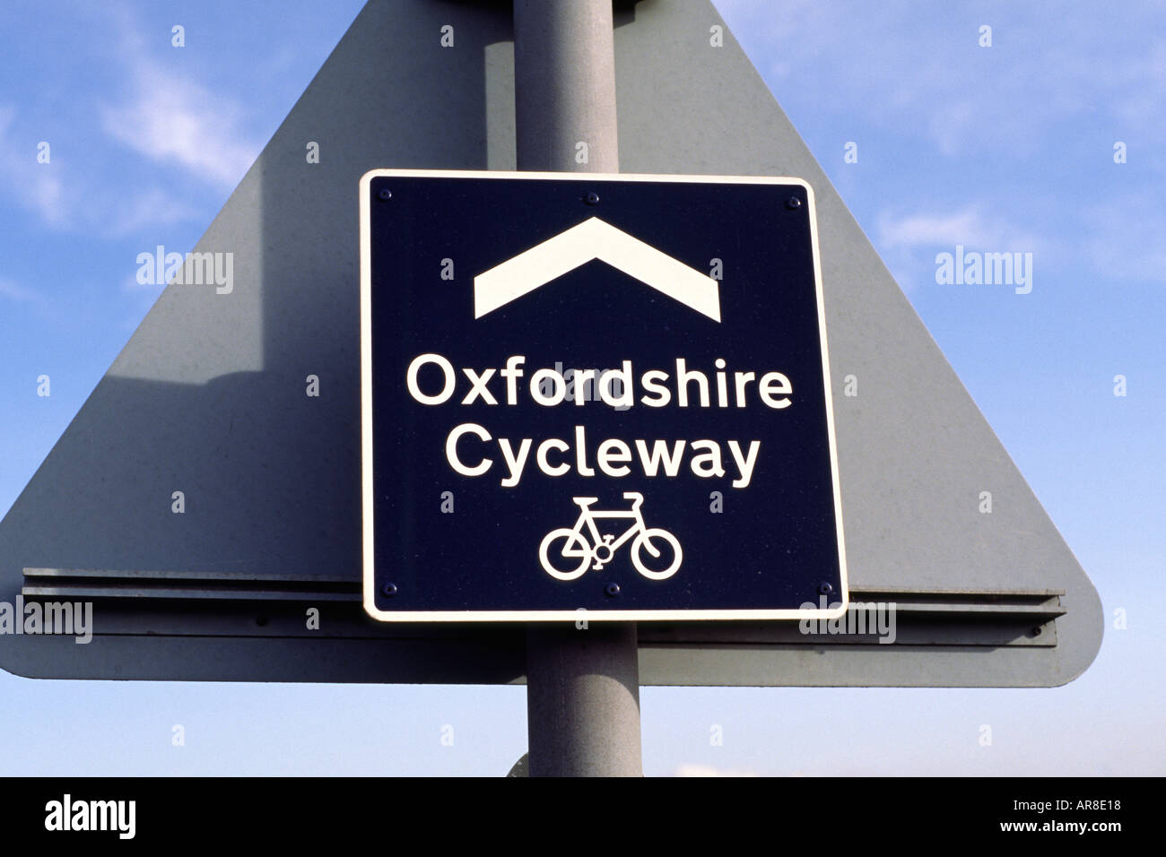 Oxfordshire cycleway sign Oxfordshire England Stock Photo - Alamy