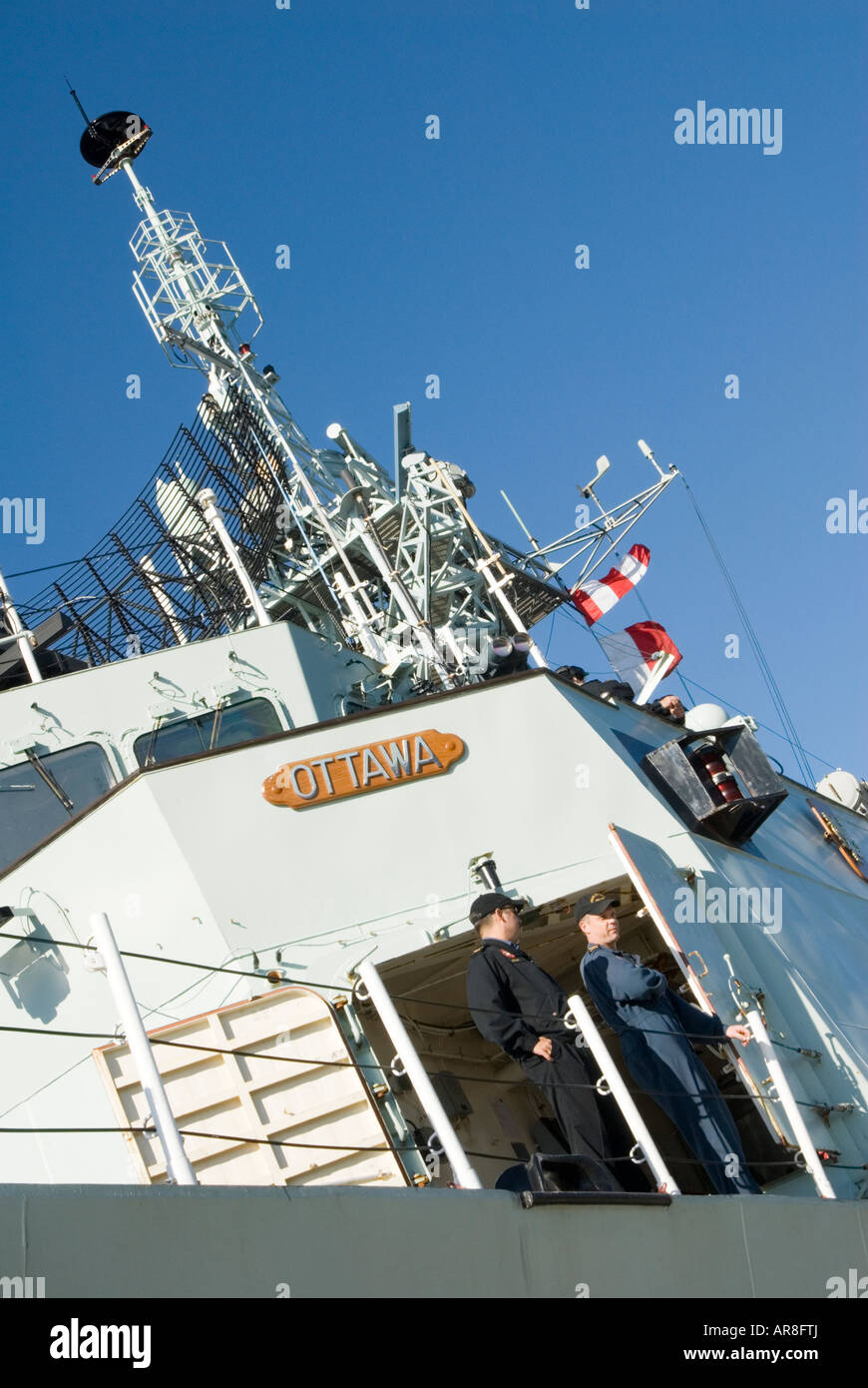 Canadian navy ship hi-res stock photography and images - Alamy