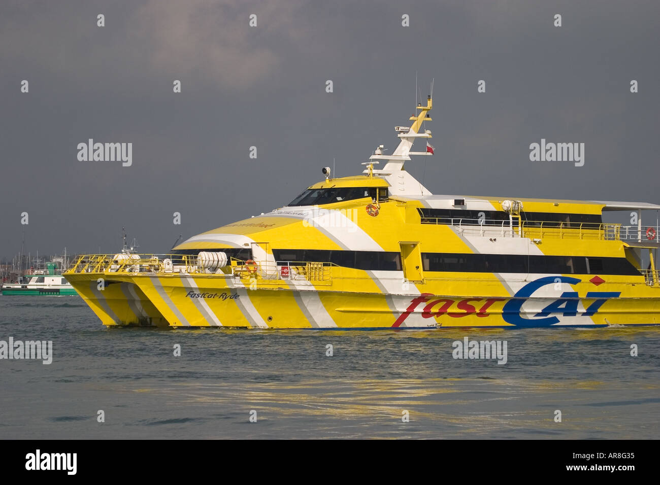 Isle wight fast cat ferry hi-res stock photography and images - Alamy