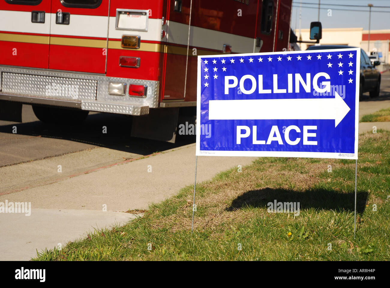 Polling place sign outside of a fire station Stock Photo - Alamy