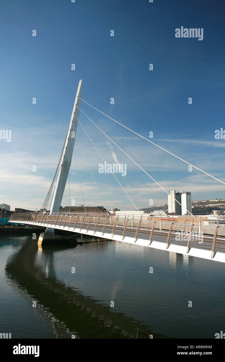 Swansea Sail bridge millennium project spanning the Tawe river and ...