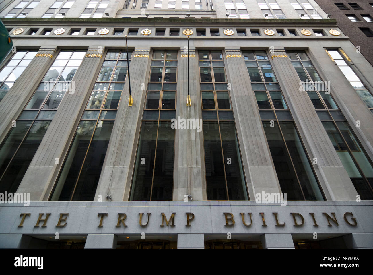 Trump street art hi-res stock photography and images - Alamy