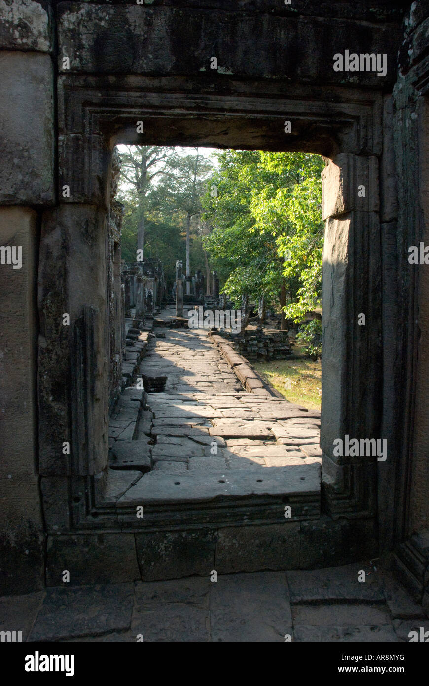 View through arch onto moat surrounding Angkor Thom Stock Photo - Alamy