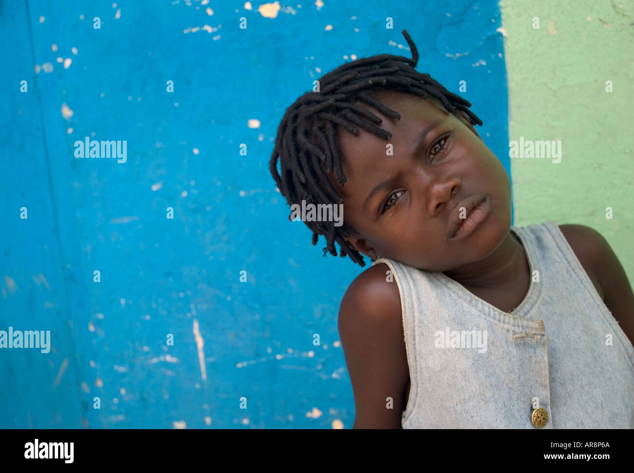 Young liberian refugee crying Stock Photo - Alamy