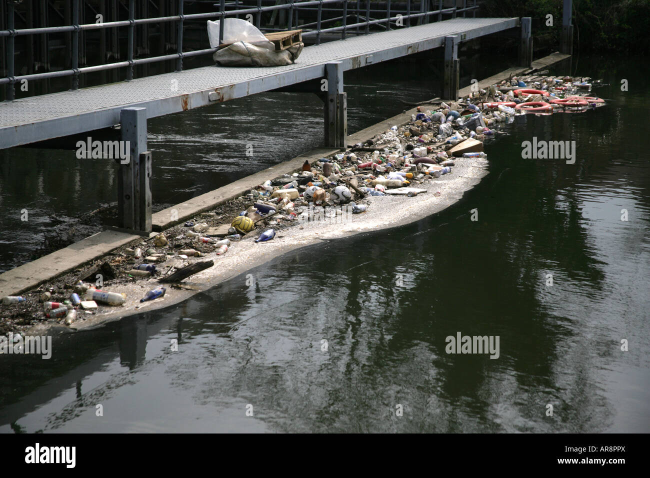 Built up rubbish & pollution in Berkshire Stock Photo - Alamy