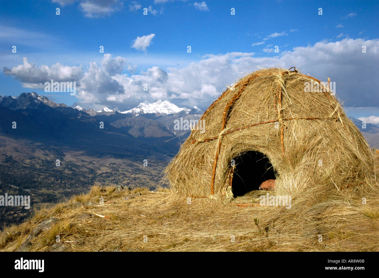 Sheperds hut hi-res stock photography and images - Alamy