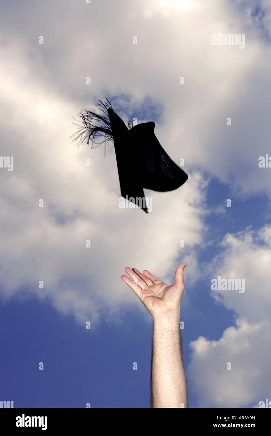 Graduation passed hi-res stock photography and images - Alamy