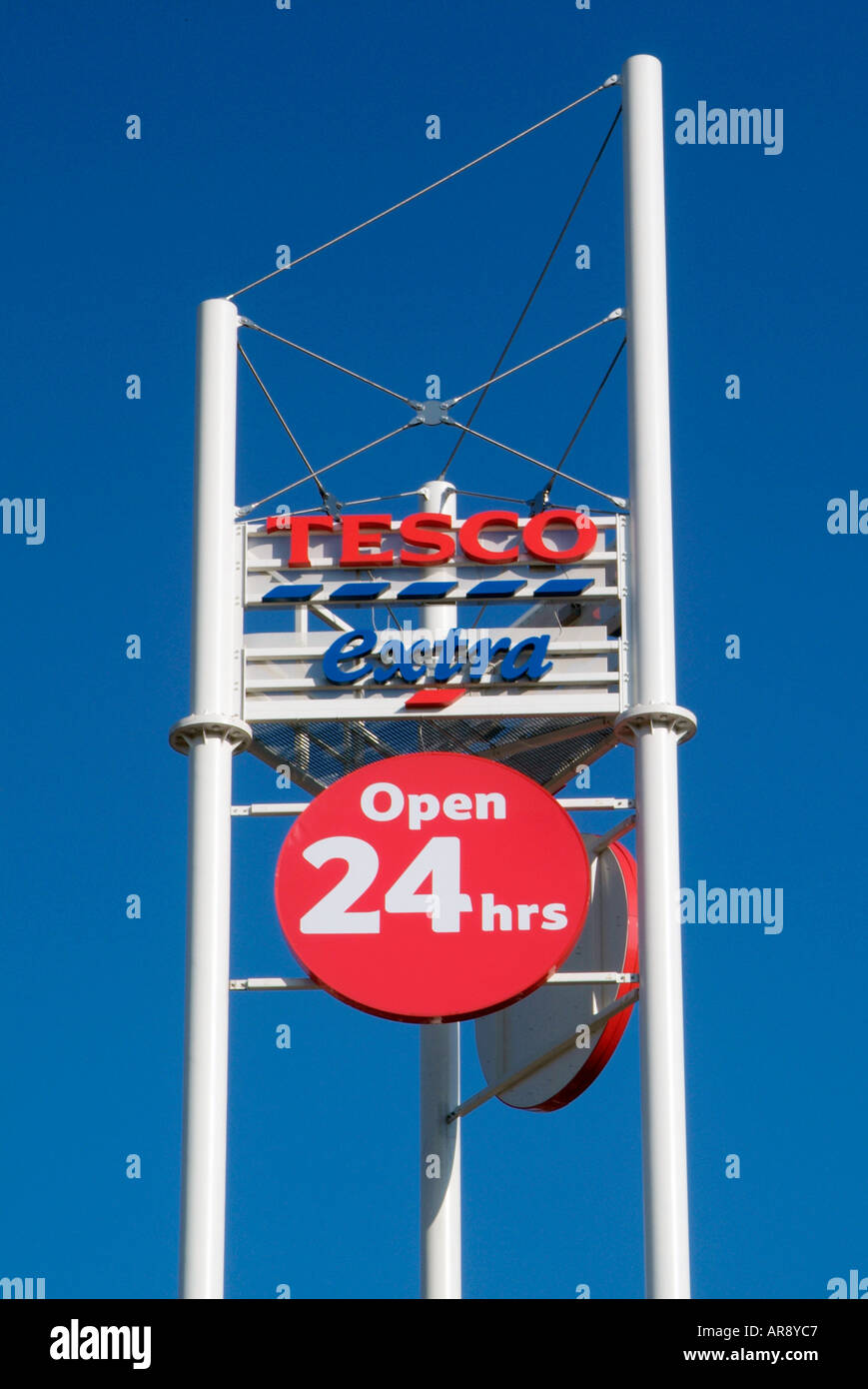 Tesco Extra super store logo tower sign outlet Portwood Stockport ...