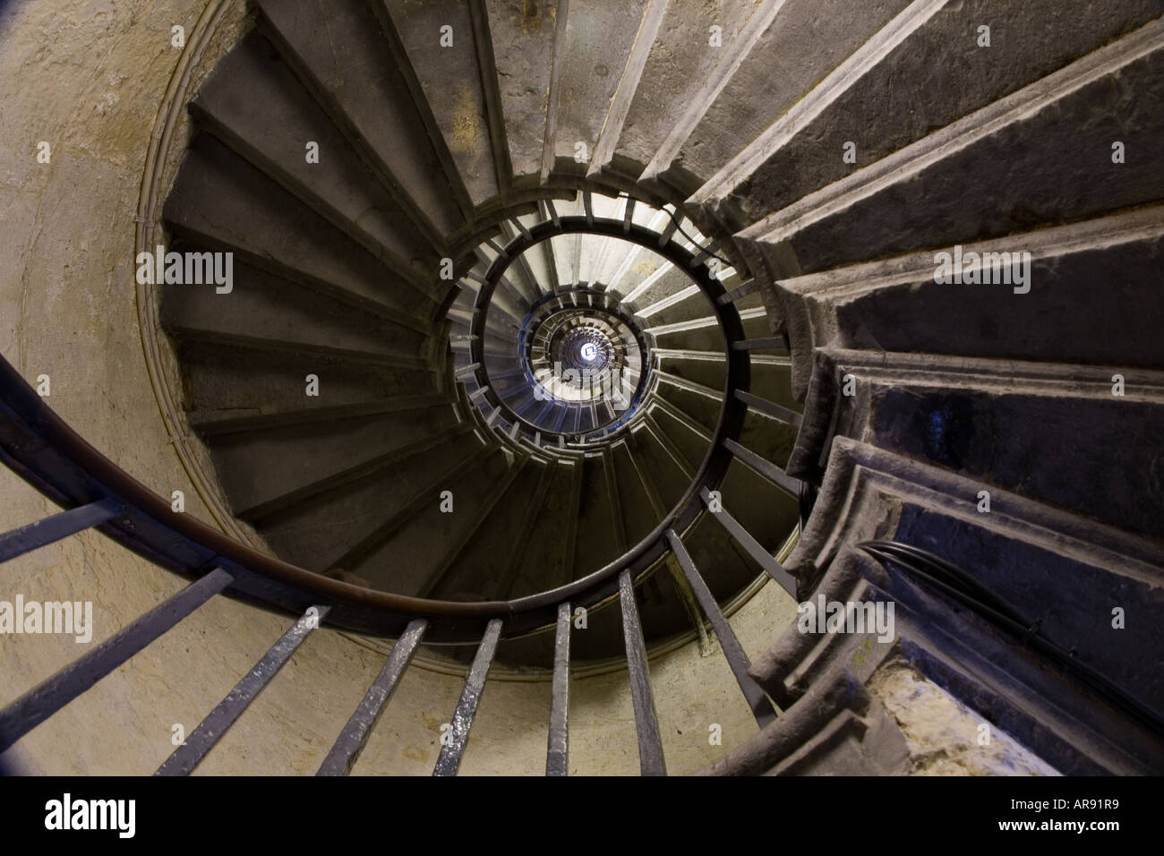 Stair spiral monument london hi-res stock photography and images - Alamy