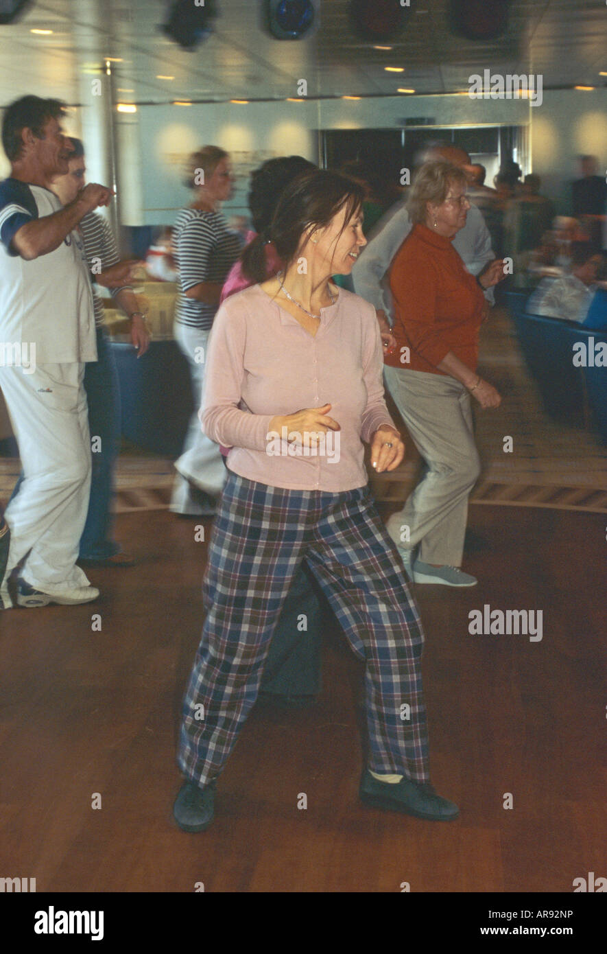 dance lesson on board the cruise ship Stock Photo - Alamy