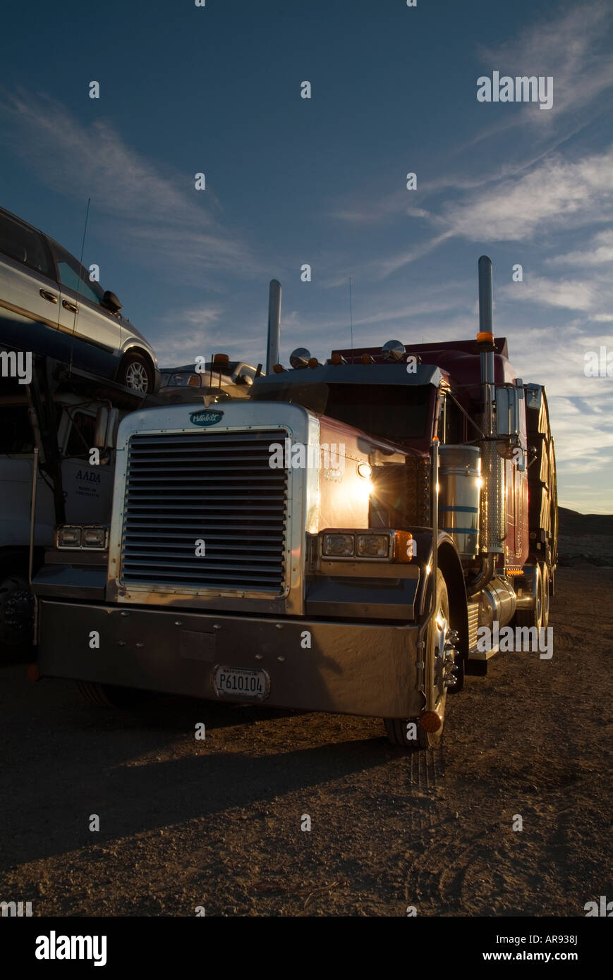 trailer convoy Juganaut haulage freight road train roadtrain large huge ...