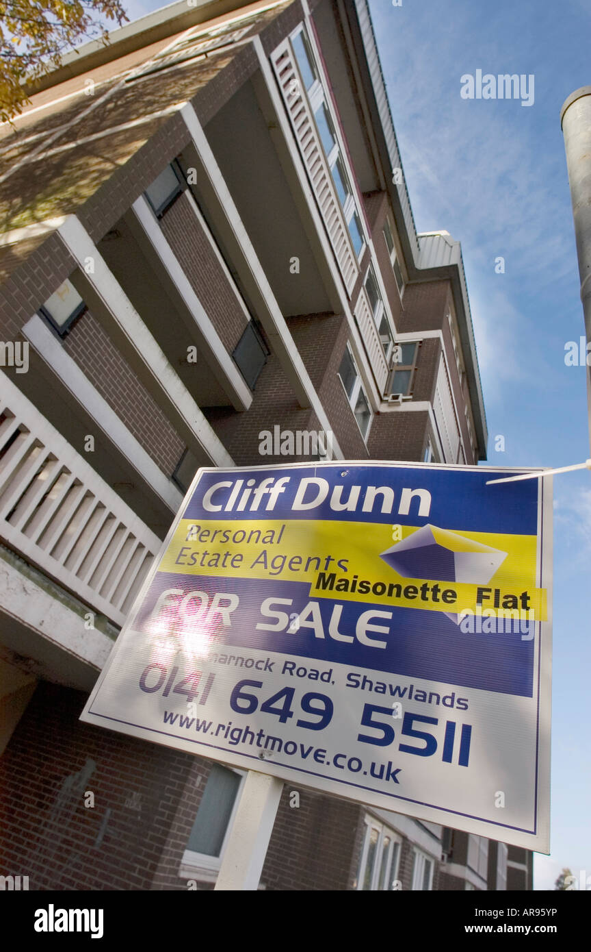 For Sale sign outside a property on the South Side in Glasgow, Scotland ...