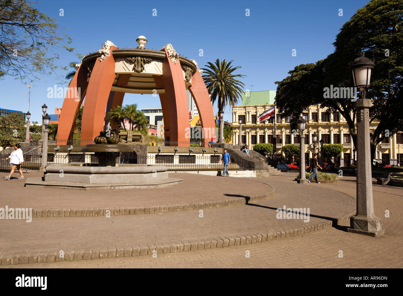 Costa Rica San Jose Avenida 2 from Parque Central art installation ...
