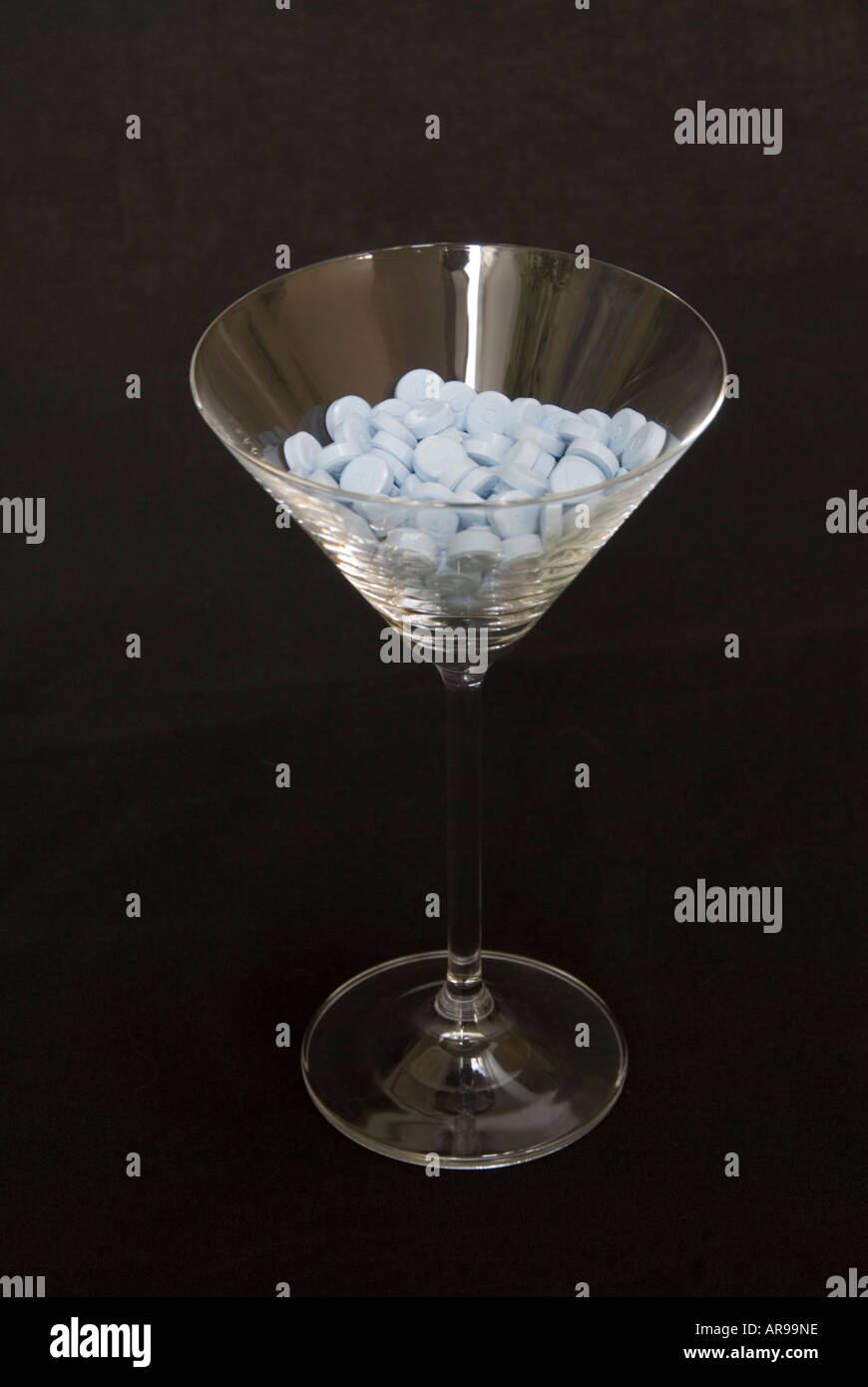 Pill cocktail hi-res stock photography and images - Alamy