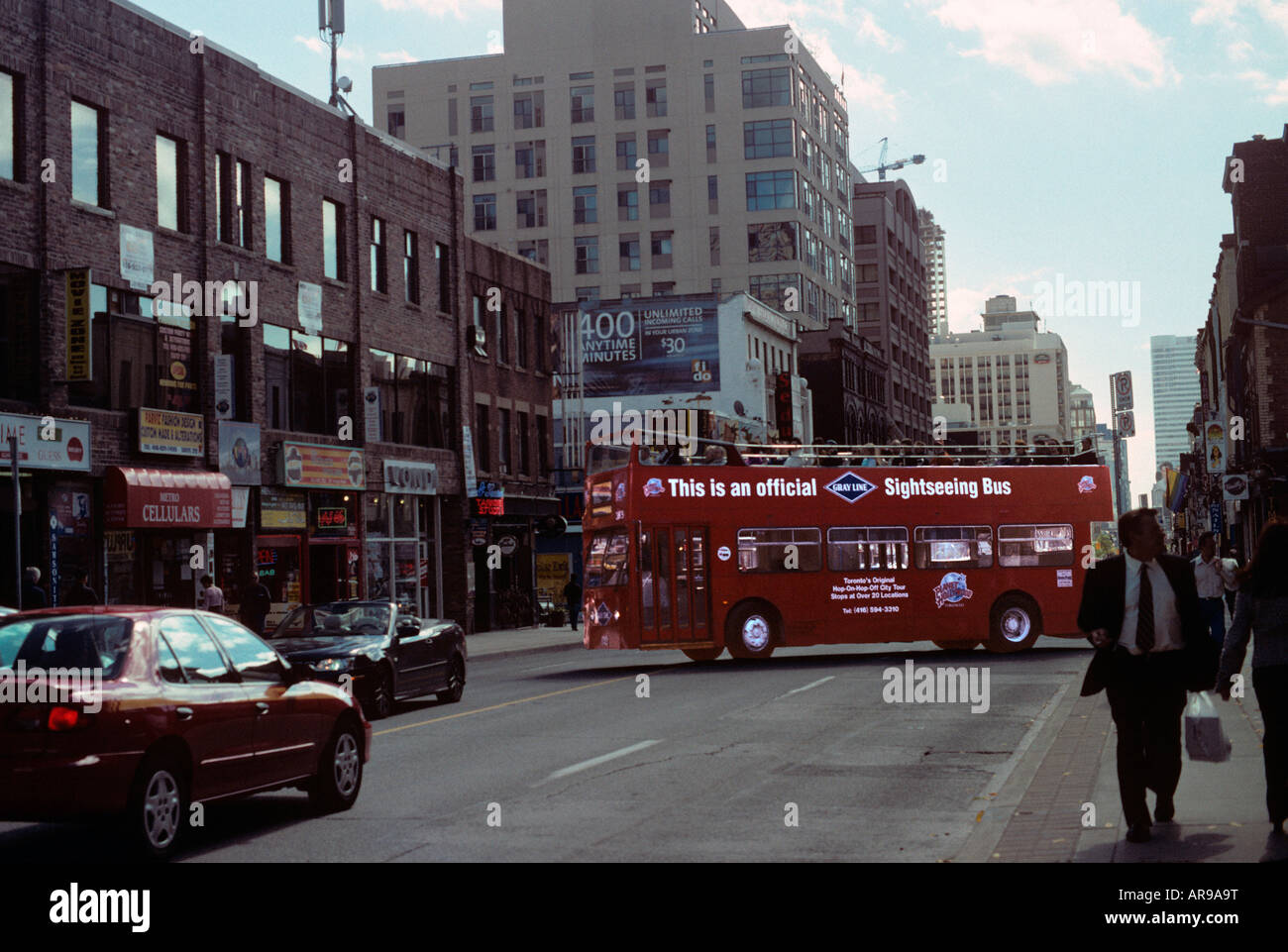 Toronto tour bus hi-res stock photography and images - Alamy
