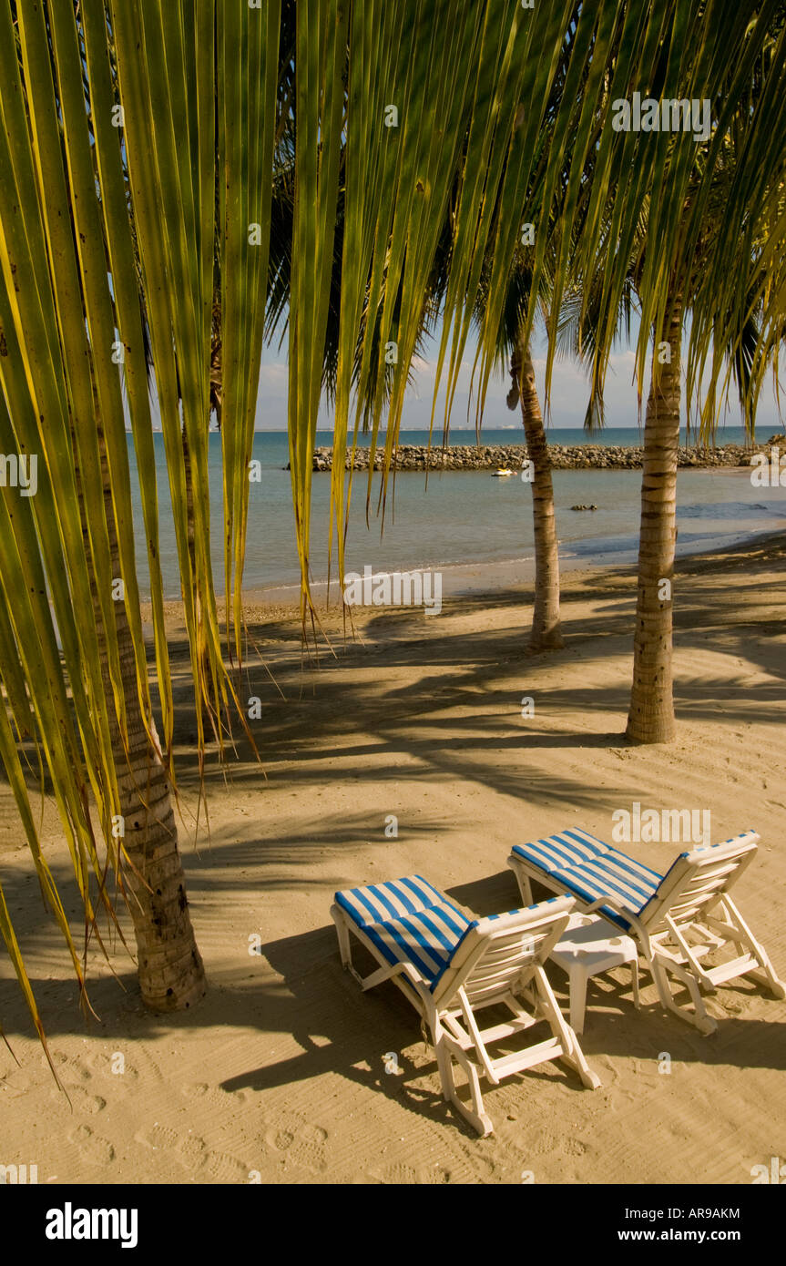 Mexico Riviera Nayarit La Cruz de Huanacaxtle oceanside beach chairs ...
