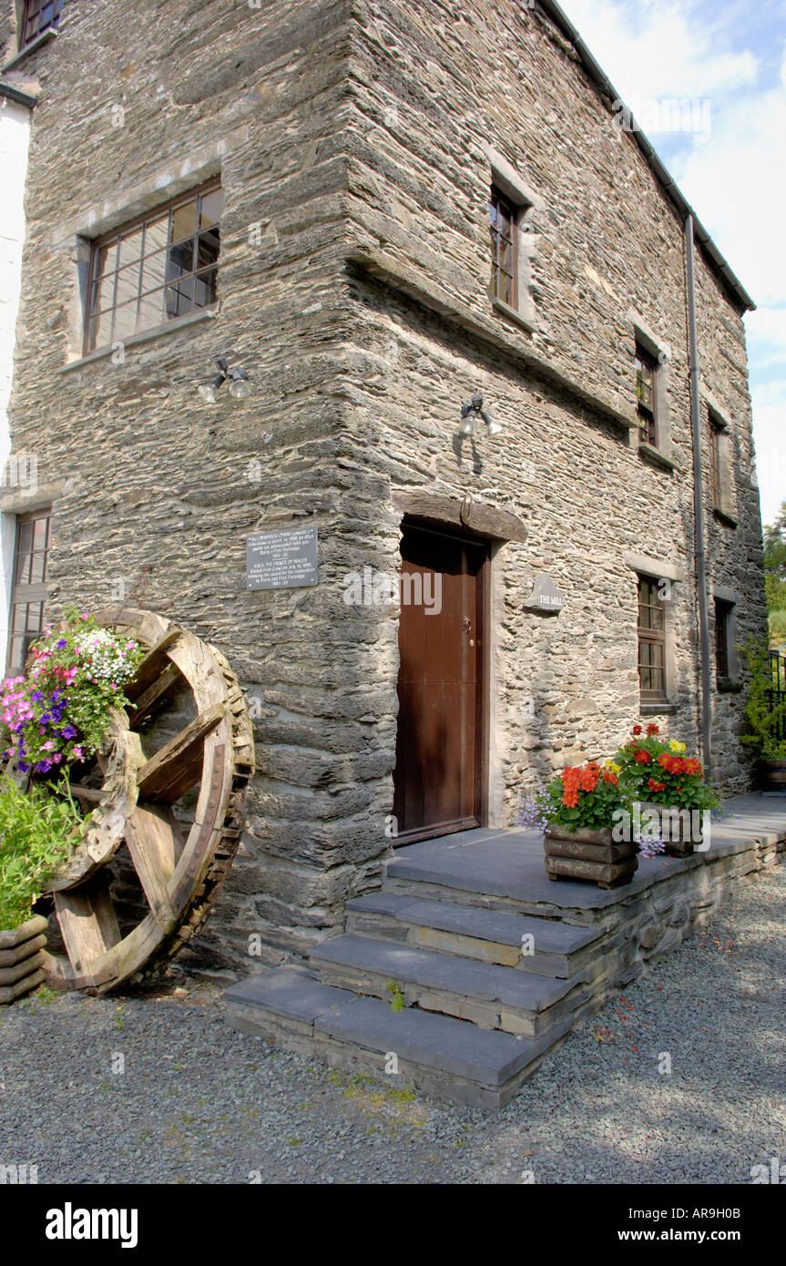 Old building machynlleth hi-res stock photography and images - Alamy