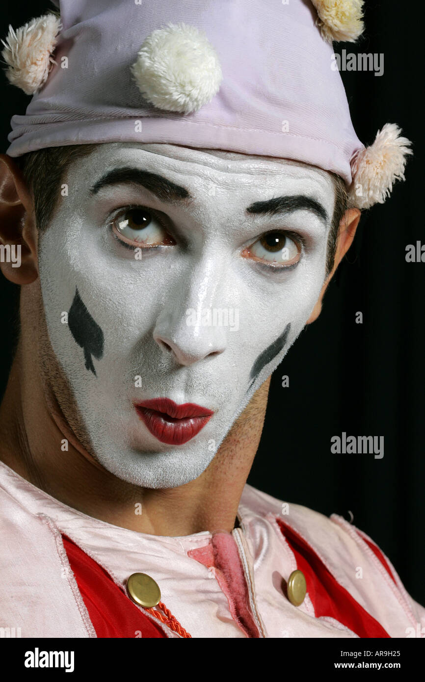 joker actor comedian comedy hat color colour costume amusement ...