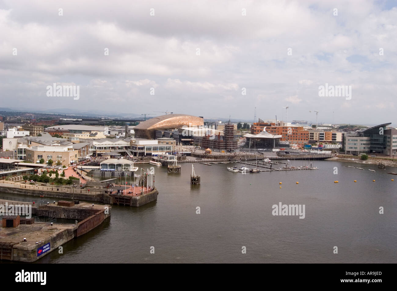 Scene mermaid quay cardiff hi-res stock photography and images - Alamy