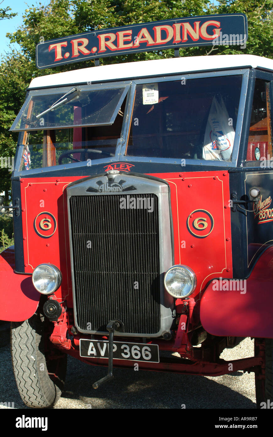 Albion lorry hi-res stock photography and images - Alamy