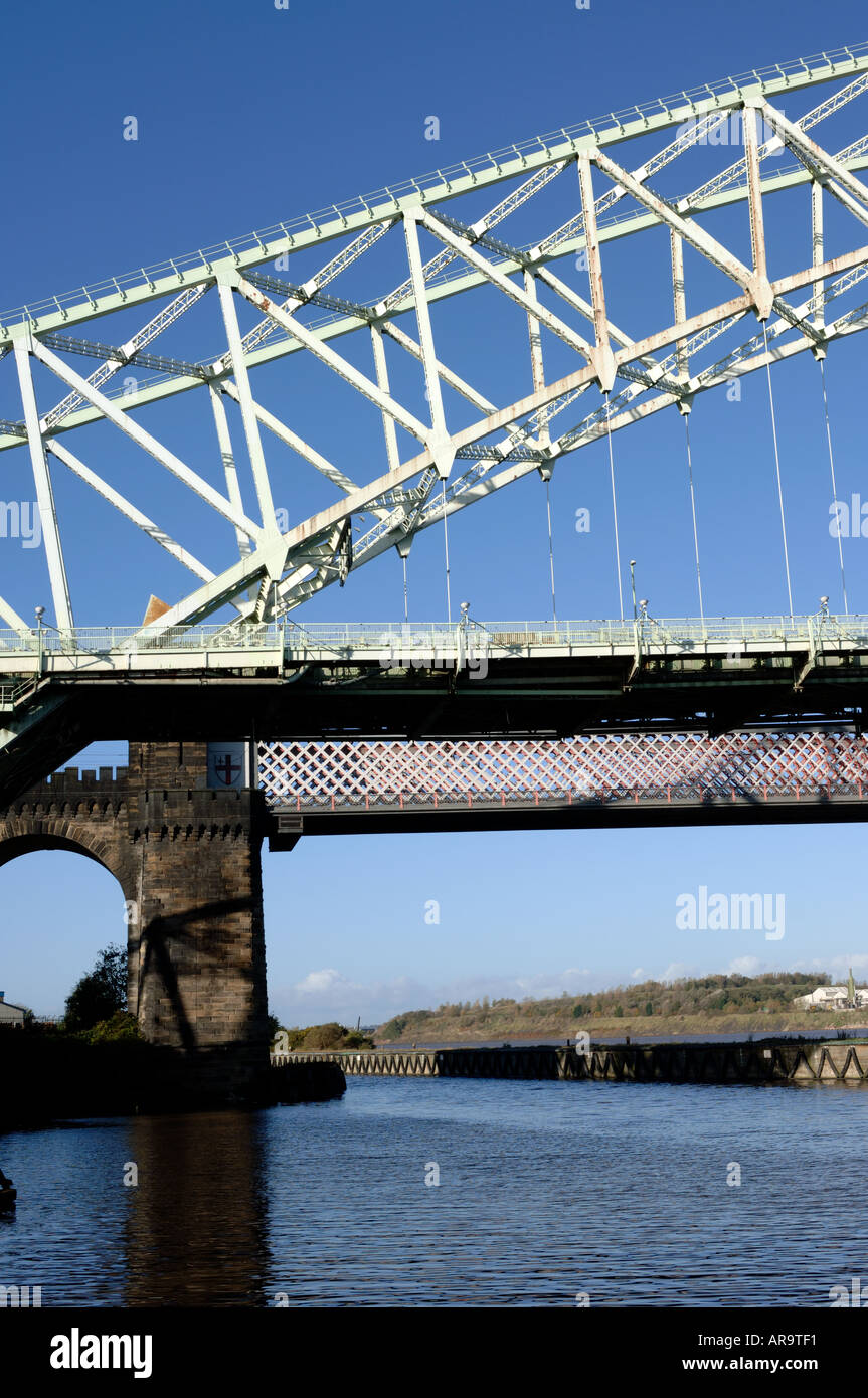 Runcorn suspension bridge hi-res stock photography and images - Alamy