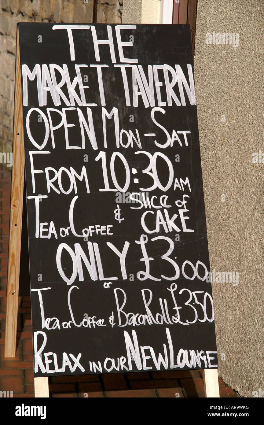 Pub entertainment notice board hi-res stock photography and images - Alamy