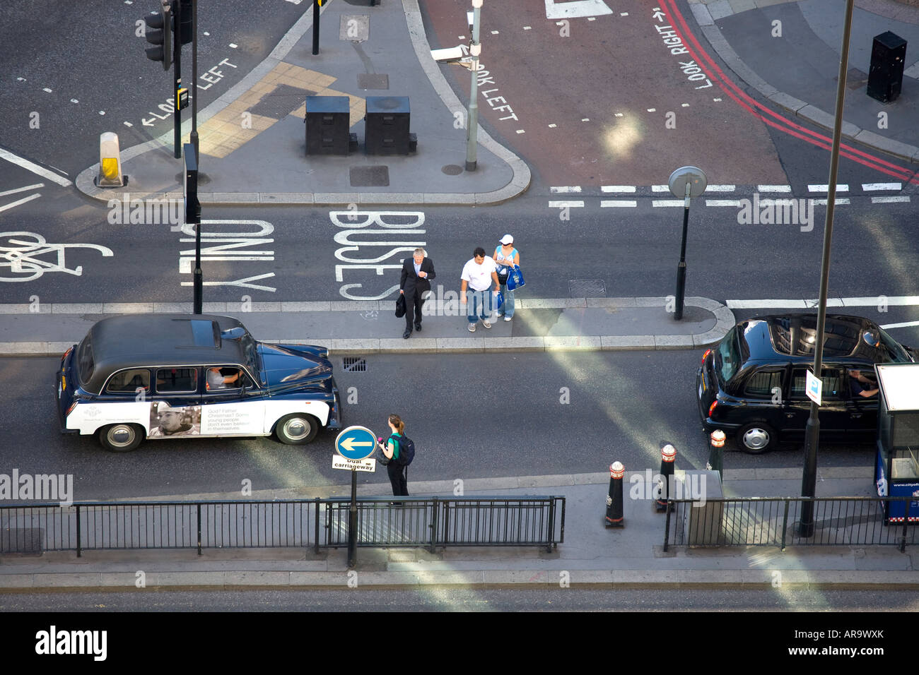 london street from above Stock Photo - Alamy