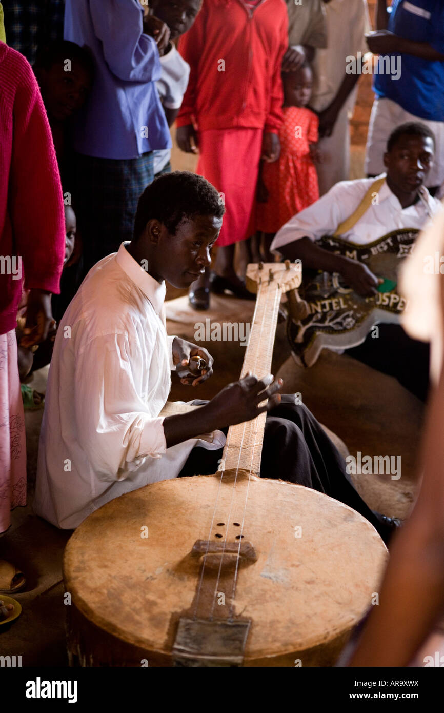 Musicians musical instrument hi-res stock photography and images - Alamy