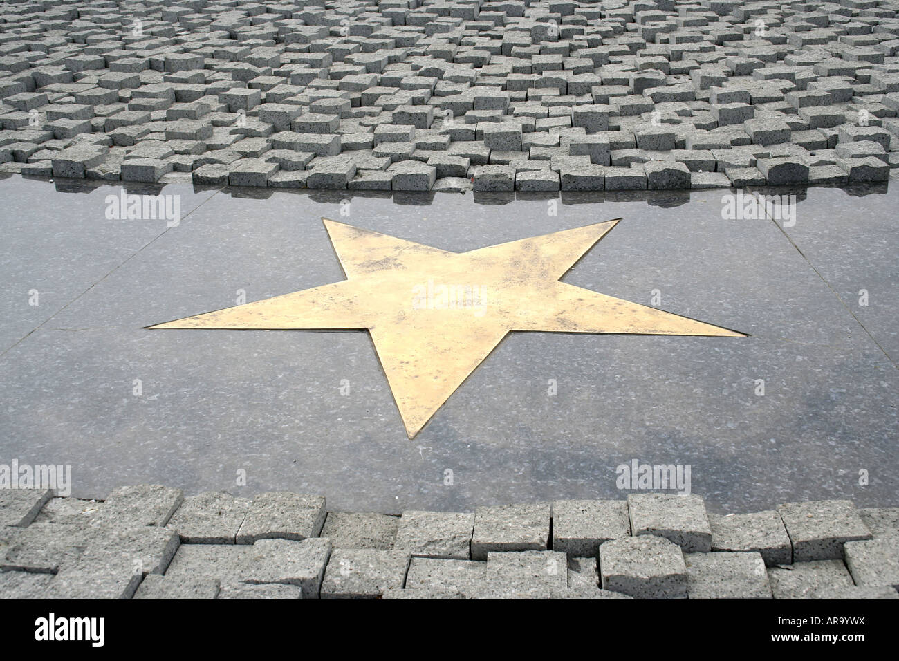 Star memorials hi-res stock photography and images - Alamy