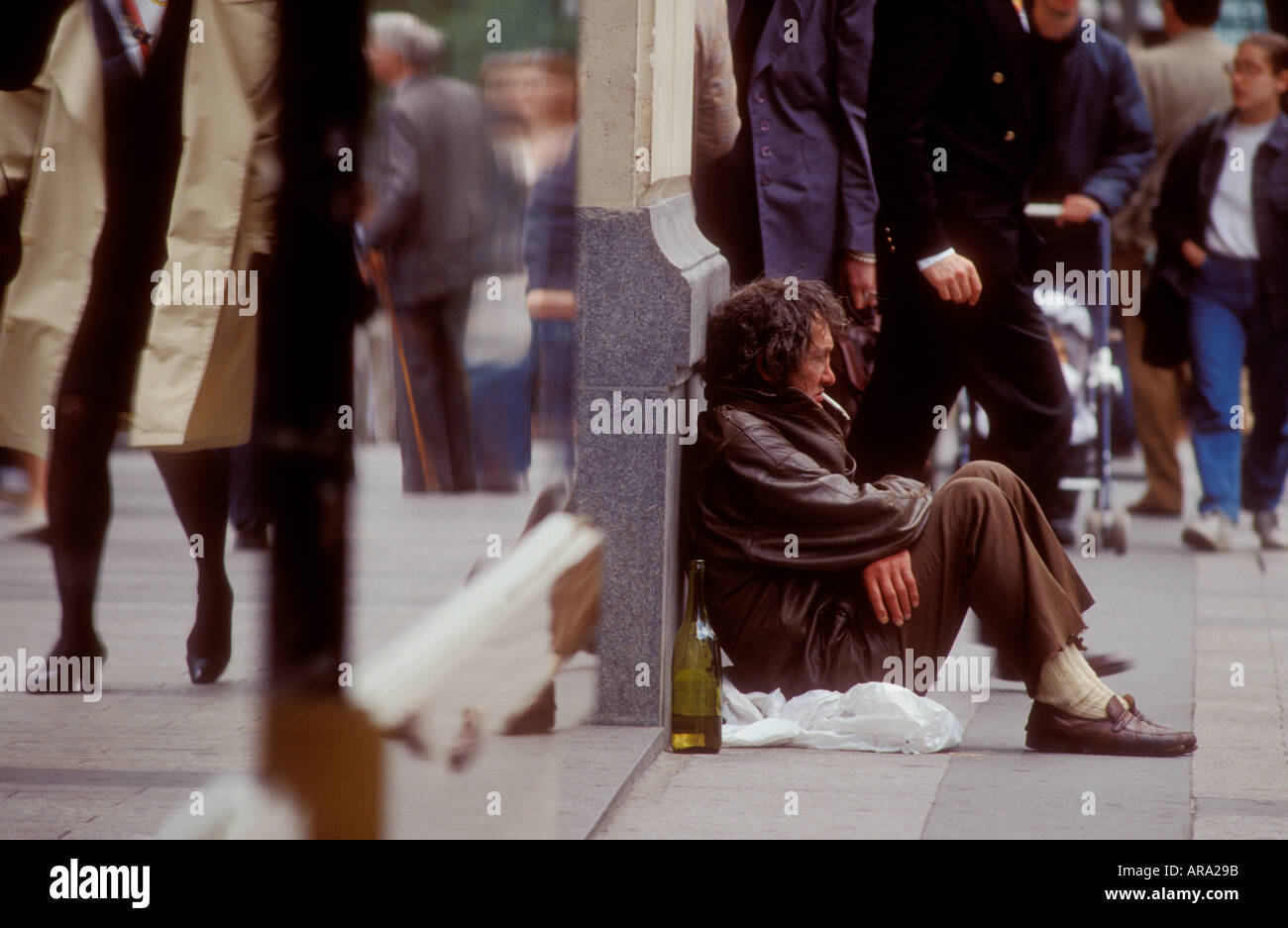 Homeless alcoholic hi-res stock photography and images - Alamy