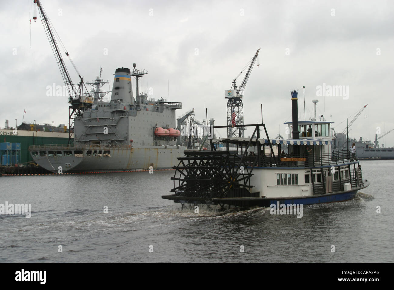 Portsmouth Virginia Elizabeth River Ferry Stock Photos & Portsmouth ...