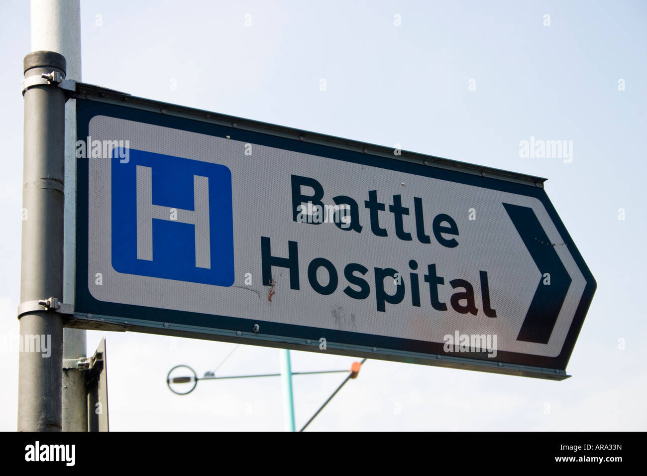 Battle Hospital directional road sign Reading Berkshire Stock Photo - Alamy