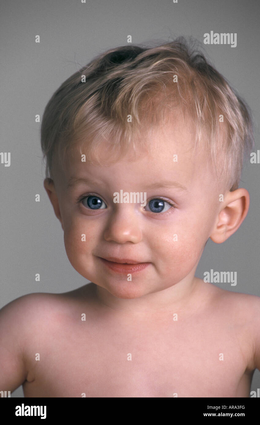 Portrait of a little boy Stock Photo - Alamy