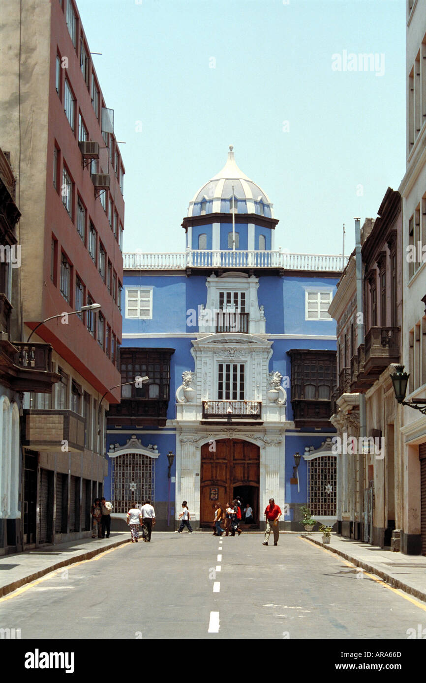 An Old Colonial Street in Lima, Peru Stock Photo - Alamy