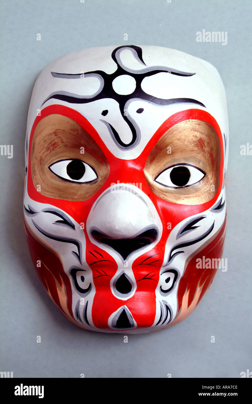 Chinese mask hi-res stock photography and images - Alamy