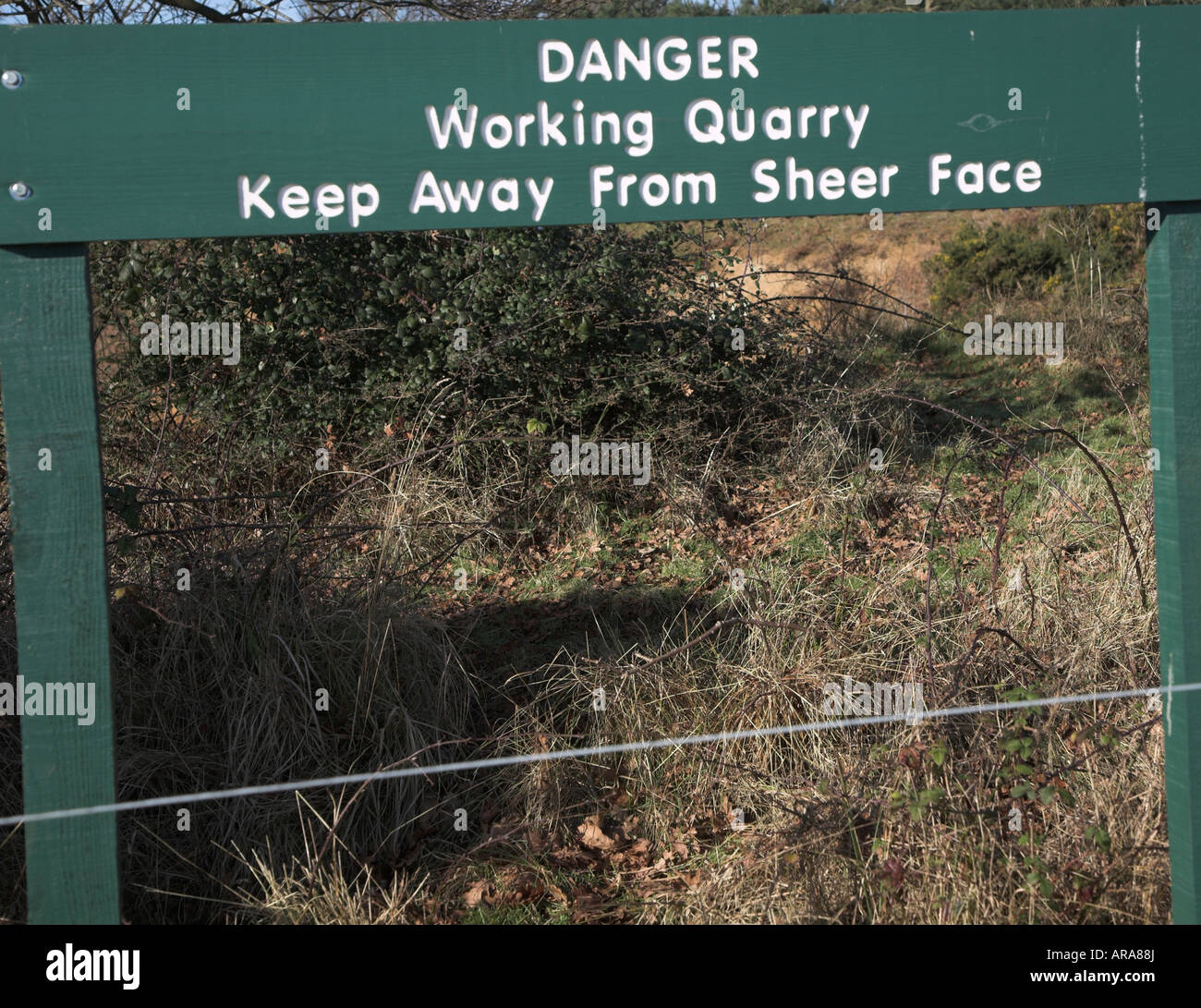 Quarry sign hi-res stock photography and images - Alamy