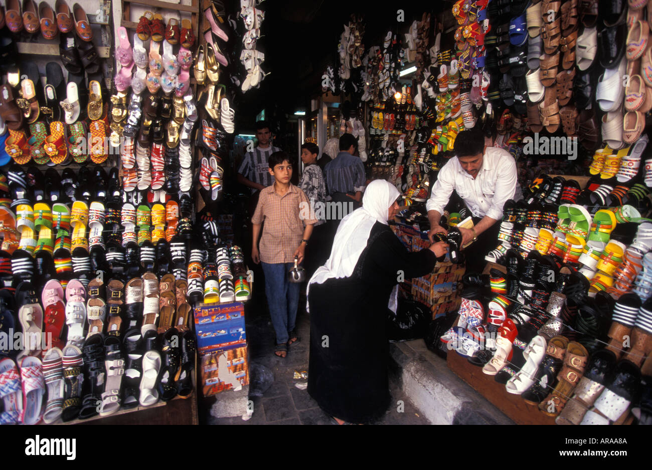 Market scene in downtown Damascus Syria Stock Photo - Alamy