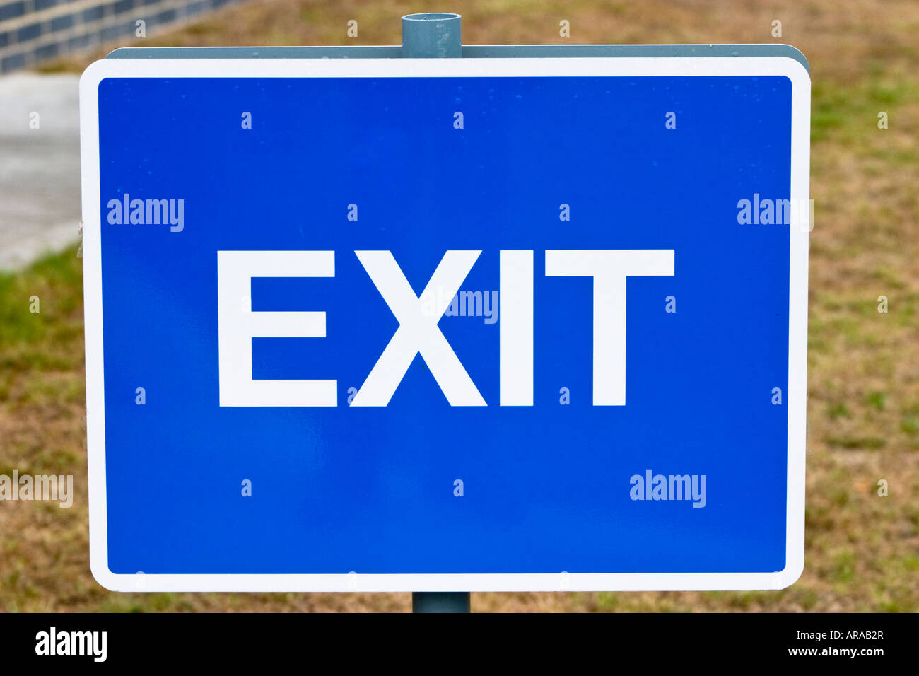 Exit sign road hi-res stock photography and images - Alamy