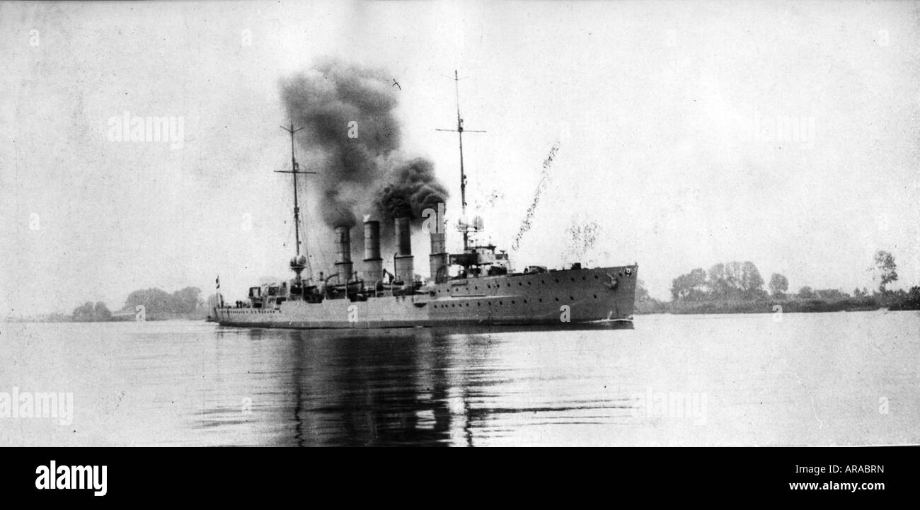events, First World War / WWI, naval warfare, German light cruiser "SMS ...