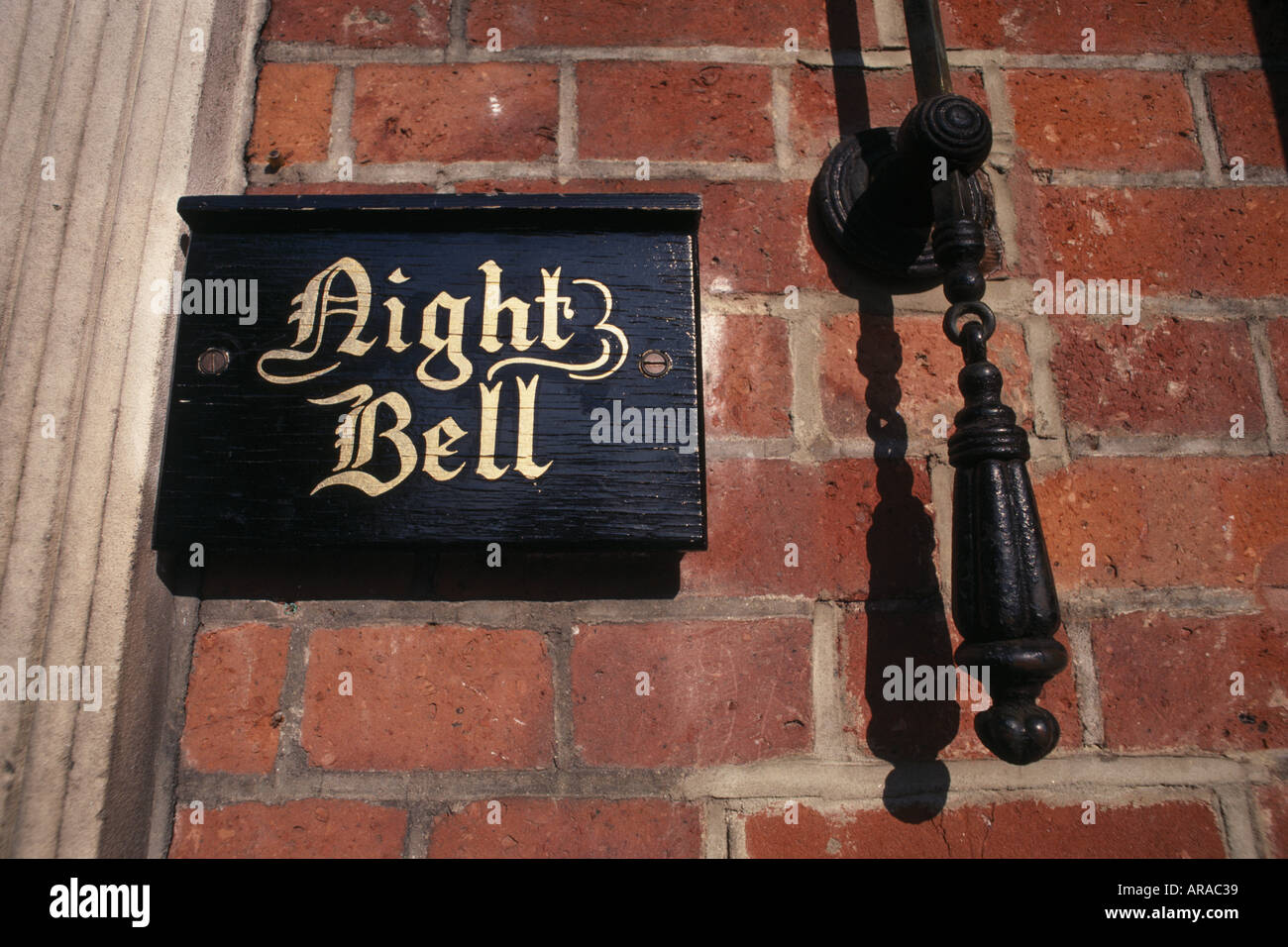 Old fashioned doorbell hi-res stock photography and images - Alamy