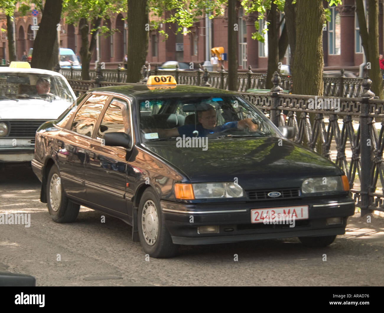 Ford Crown Victoria Taxi Stock Photos & Ford Crown Victoria Taxi Stock ...