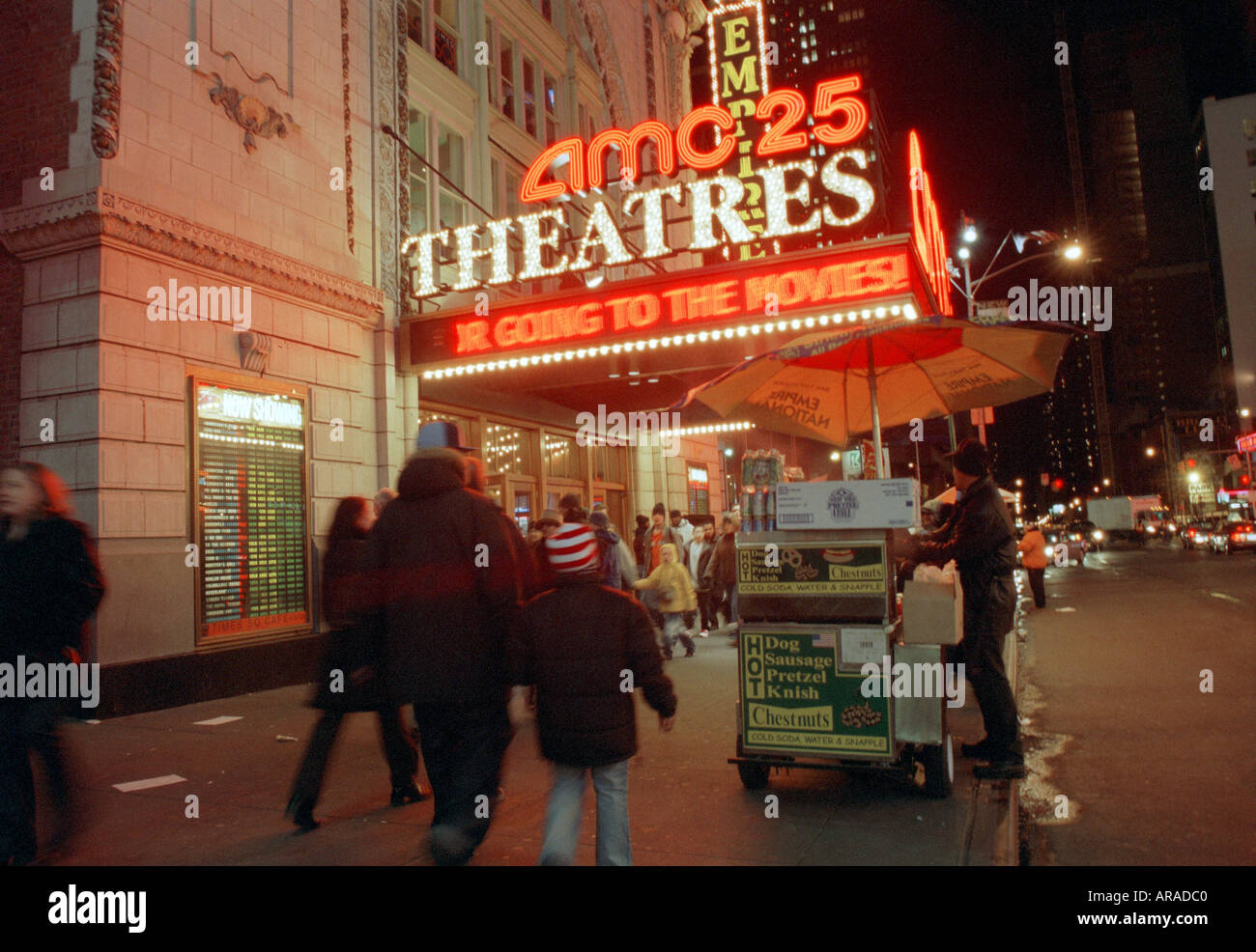 Times square hot dog hi-res stock photography and images - Alamy