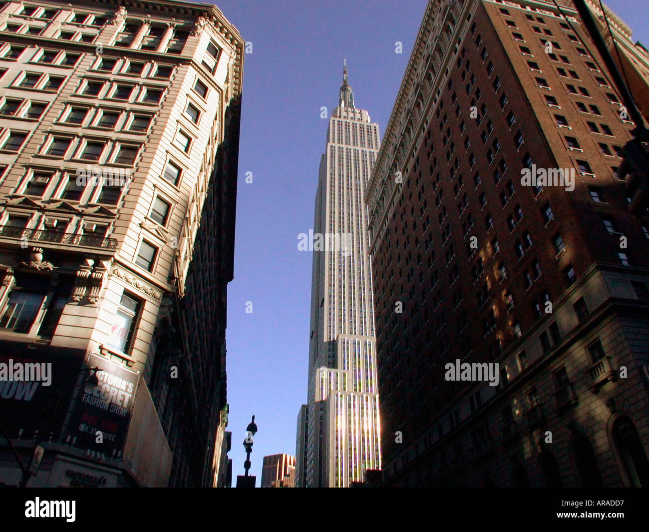 The landmark Empire State Building Stock Photo - Alamy
